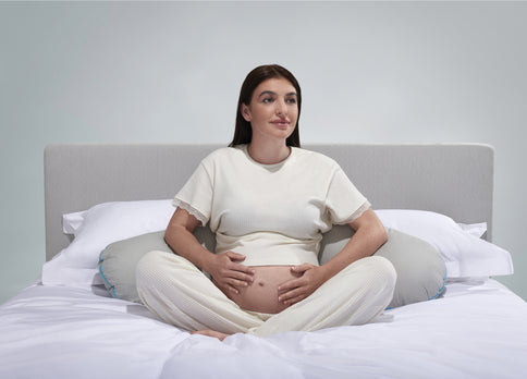 Body Pillow with Stratos™ Cool Touch Tech | Simba Sleep